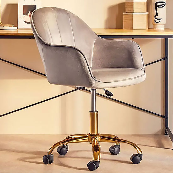 Gold office furniture: the ultimate guide to working in glamorous style ...
